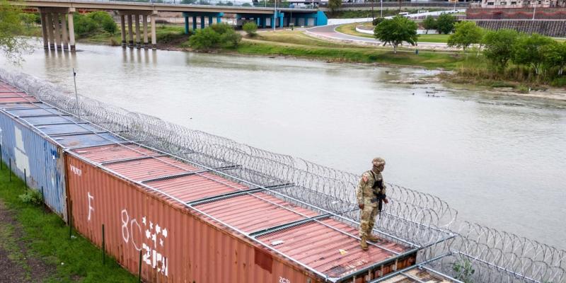 Appeals Court Blocks Texas Immigration Law After Supreme Court Action